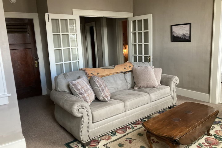 The Loft On Main - Wyoming