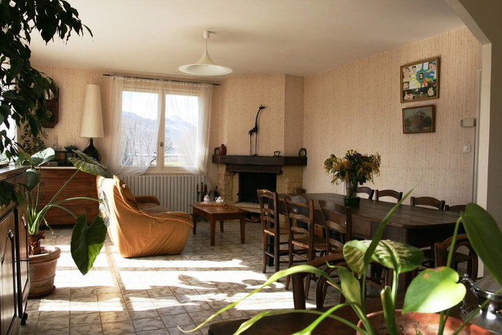 In All Seasons, House In Lush Greenery + Private Pool And Forest - Sisteron