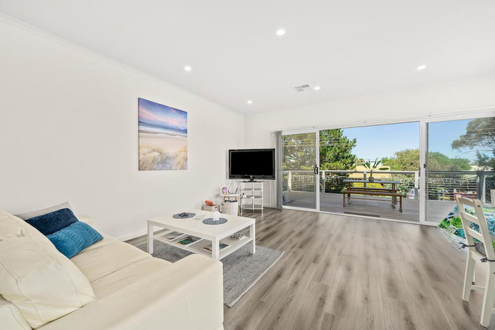 Casa Bianca ~ Aldinga Beach - Welcome To Casa Bianca, A Spacious And Modern Retreat With Stunning Ocean Views. - Adelaide