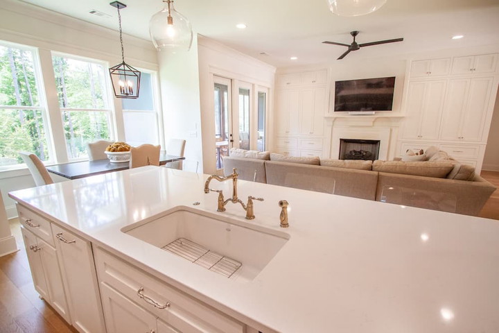 Gorgeous Home So Close To Downtown Auburn And Auburn University!! - Auburn, AL