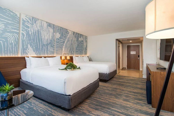 2 Stylish Beach Units | South Beach Park - 0.5 Miles | Outdoor Pool Access - Fort Lauderdale, FL