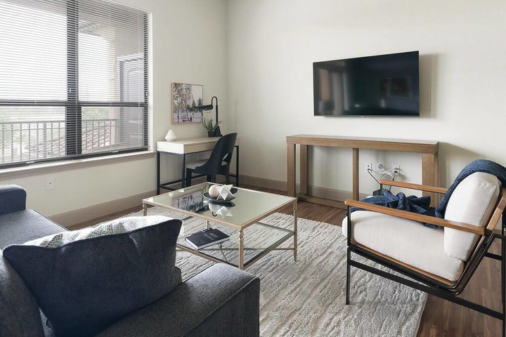 Landing | Chic 1bd, Gym - The Woodlands, TX