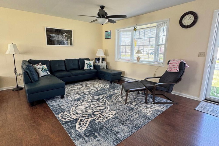 It's A Shore Thing Located In Beautiful Easton, Md. Close To Md & De Beaches. - Easton, MD