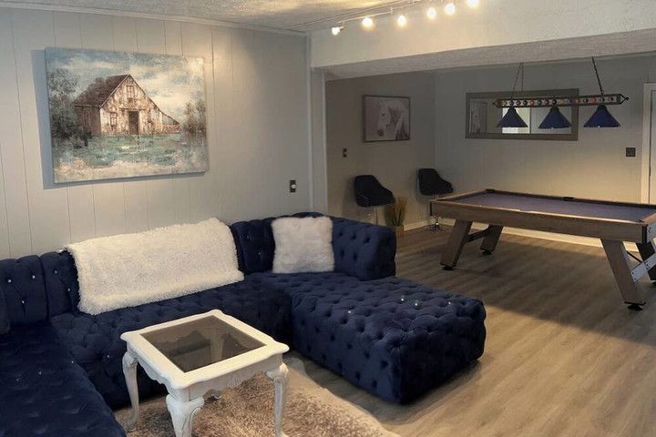 Farmhouse Themed Danville Vacation Home With Pool Table & Gym - Danville, VA
