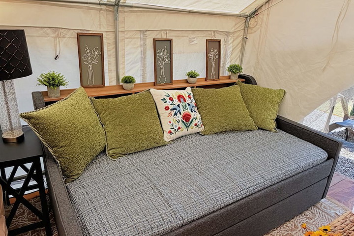 13 Acres. Animas River. One Safari Tent. Come Stay Awhile. - Durango, CO