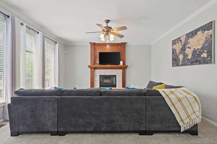 Family Fave_5 King Beds_roomy_great Neighborhood - Kansas City, KS