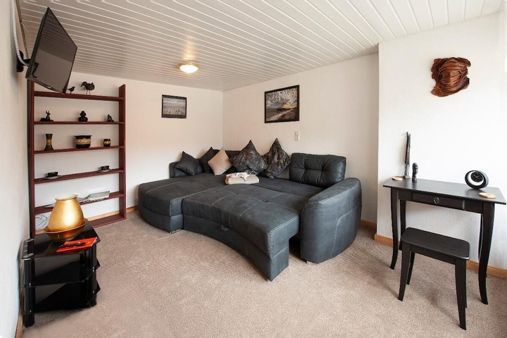 Vacation Apartment (60 M²) With A Fully Equipped Kitchen, Just A Few Meters From The Haßberge Nature Park - Ebern