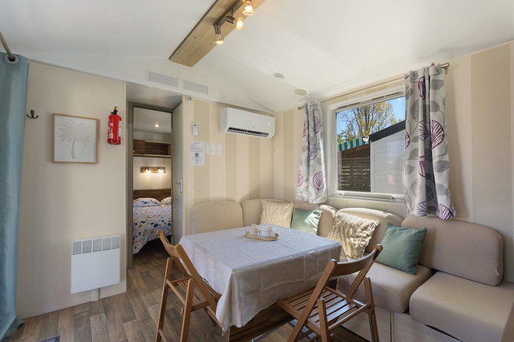 Mobile Home For 6 Near Sète & Montpellier In 4-star Campsite - Hérault