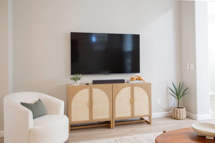 Luxe Haven | Free Heated Pool, Hot Tub + Game Room - Queen Creek, AZ