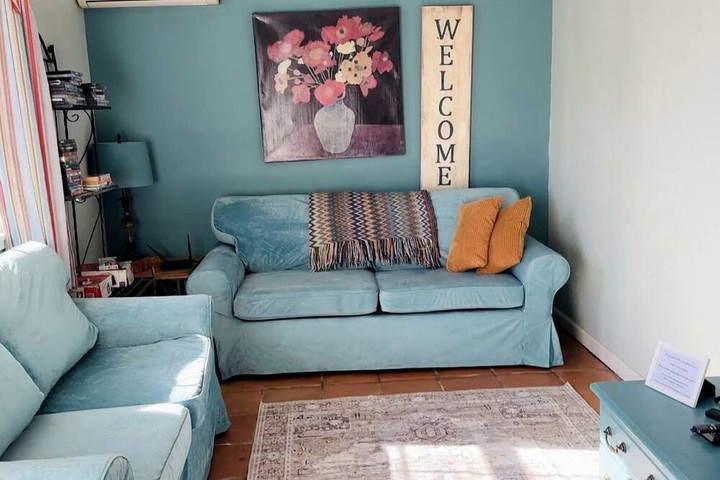 Pet Friendly Breathtaking Cottage With Great Views And Hot-tub In Rainbow, California - Temecula, CA