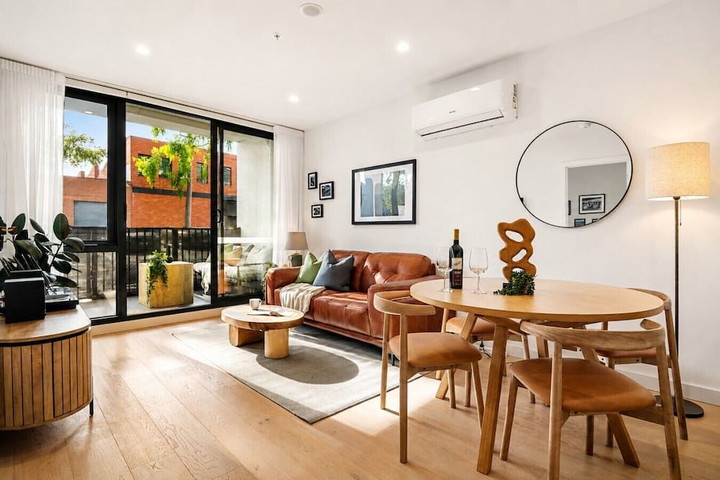The Vinyl Abode | Free Parking + 5-minute Cbd Walk - Brunswick