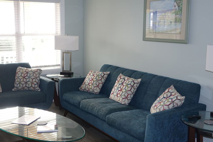 Surf Sounds Beach Retreat, Enter Your Relaxation Zone. - Emerald Isle, NC