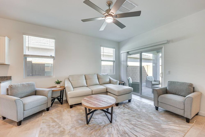 Maricopa Home W/ Putting Green & Covered Patio! - Maricopa, AZ