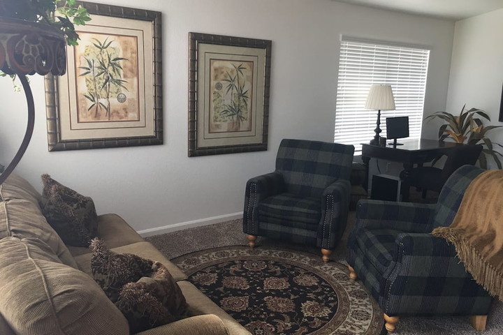 4 Bedroom Home In Gilbert, Val Vista Lakes Master Planned Community, Sleeps 8-1 - Arizona