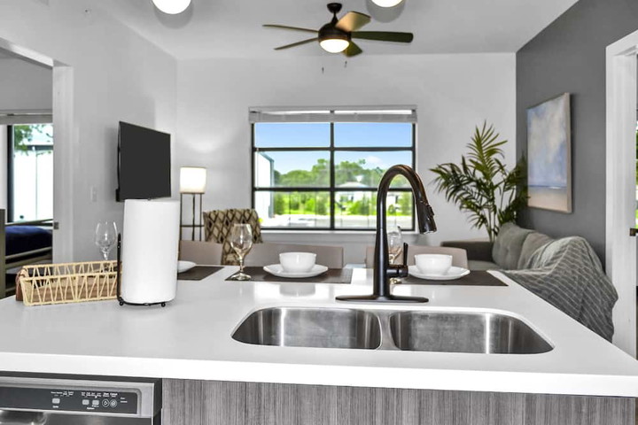 2 King Suites | Condo At The Well Mouratoglou Academy | Tennis & Pickleball - Zephyrhills, FL