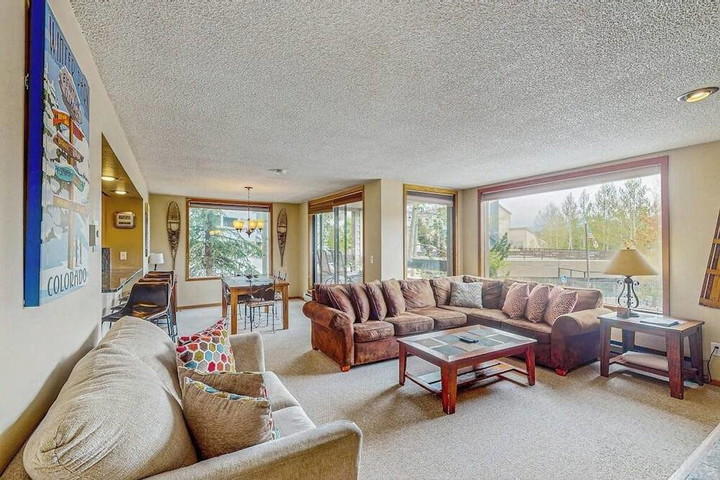 Condo On The Shuttle Route W/ Private Sauna, Fireplace & Shared Hot Tubs/pool - Winter Park, CO
