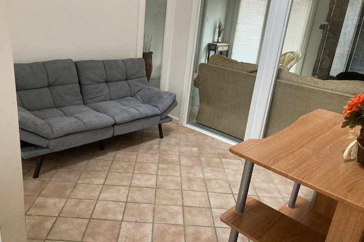 4-bedroom Vacation Home 17 Minutes From North Carolina State University - Cary, NC