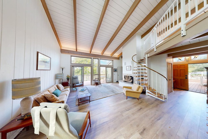 6 Acre Mid-century Style Family Estate W/private Orchard And Valley Views. - Temecula, CA