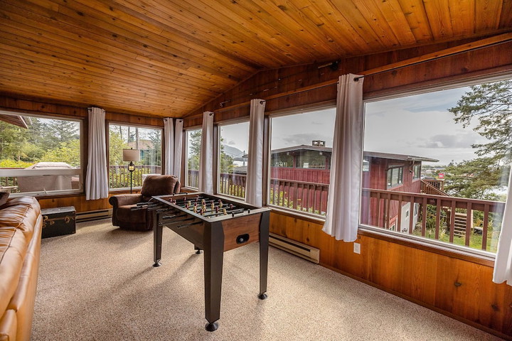Scales & Shells: 4  Br, 2.5  Ba House In Sitka, Sleeps 8 - Sitka, AK