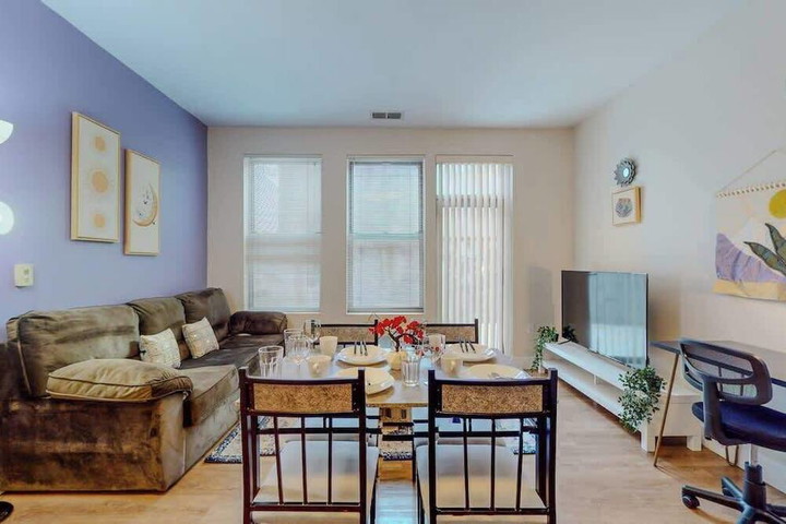 Stylish Home And Cozy - Greenwich, CT