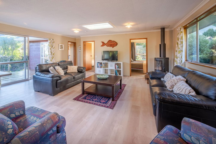 Woodills Wonderland - Akaroa Holiday Home - Akaroa
