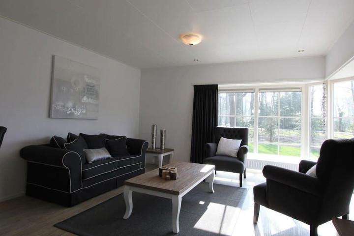 Chalet With 2 Bedrooms And A Terrace - Venlo