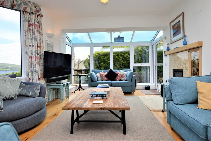 The Neuk -  Luxury Waterfront, Breathtaking Sea Views - Tighnabruaich