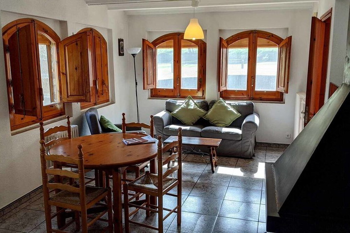 Appartement 'Mas El Carrer - Verd' Avec Piscine Partagée, Jardin Partagé Et Wi-fi - Santa Pau