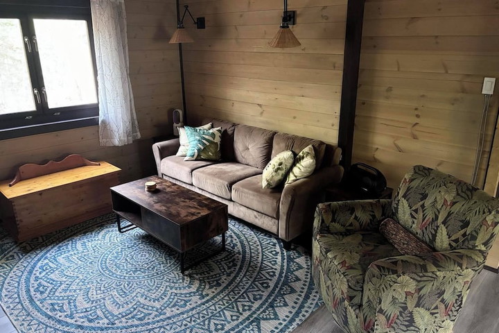 Riverside Cabin In The Woods - Kawartha Lakes