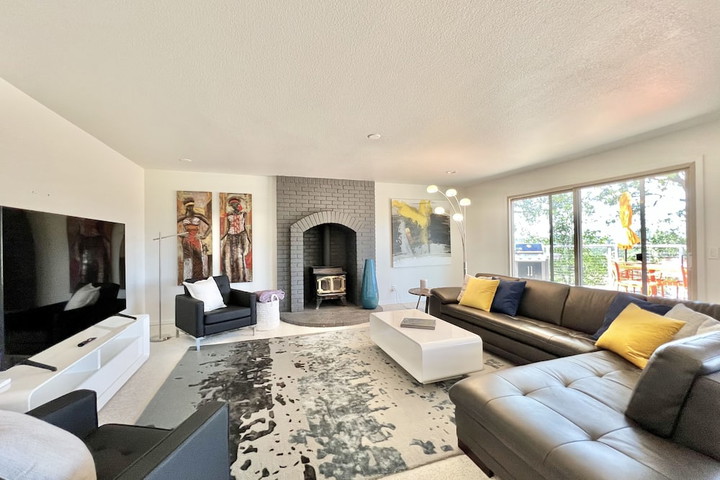 Calistoga Mid-century-modern W/pool 4bd/4ba -- Sleeps 8 - Calistoga, CA