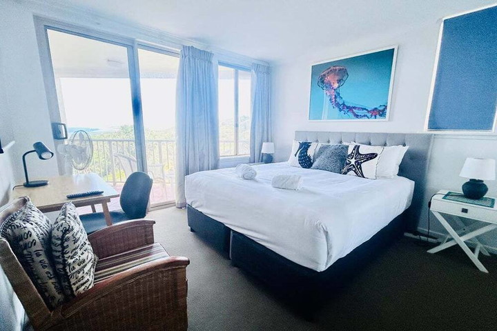 Premier Oceanfront - Large Spacious 3 Bedroom In Resort - North Stradbroke Island