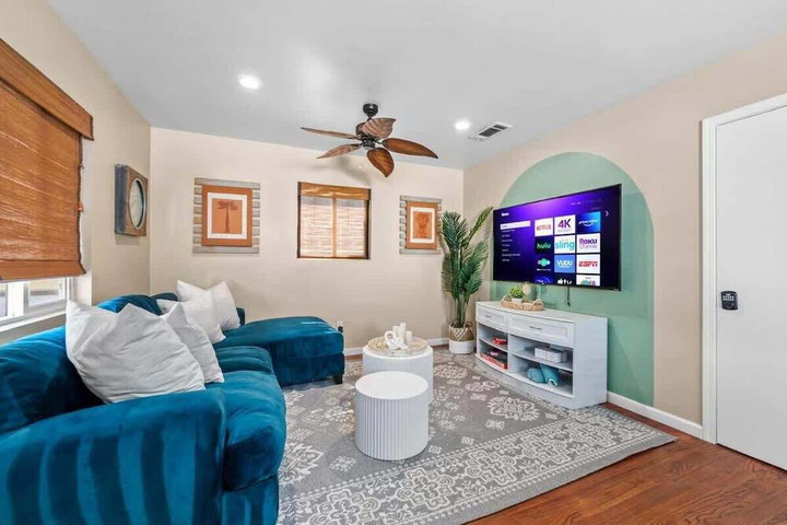 Mb Oceanviews And Rooftop Deck 2br W/ Parking - Mission Bay, CA