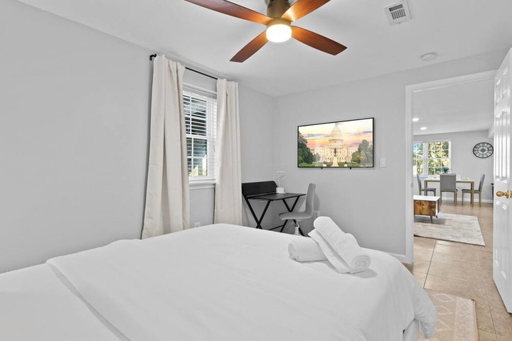 The Jefferson | Emerald | City View - Alexandria, VA