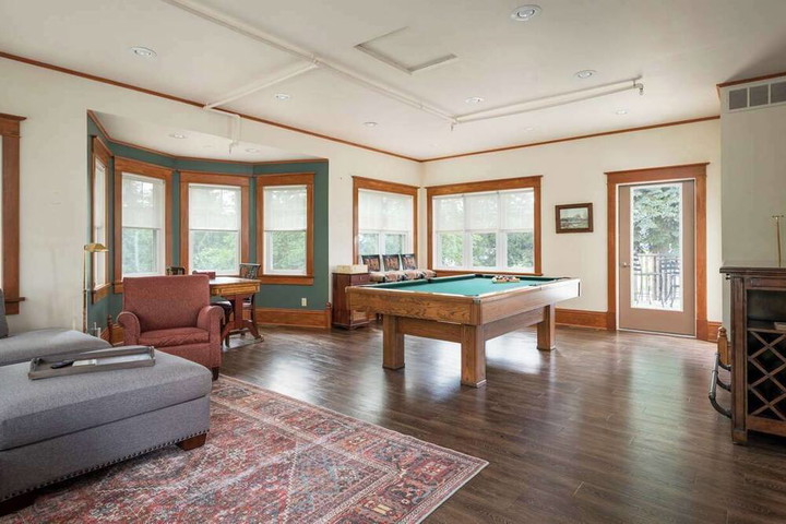 The Inn At Beulah Beach On Crystal Lake - Thompsonville, MI