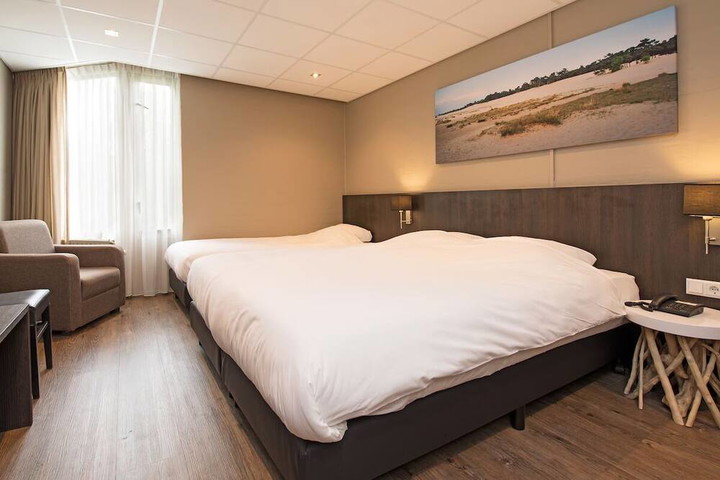 Relaxing Room With Garden View And Free Parking In Vlijmen, Near Efteling - Waalwijk