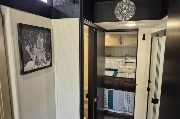 Timberwolf Tiny Home - Chelsea, OK