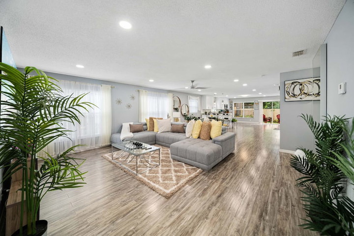 Relaxing Get Away Built For Long Stay - Apopka