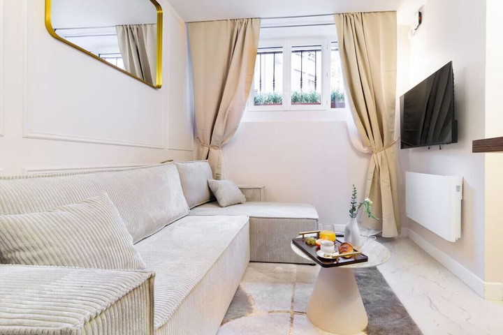 Cosy Et Chic Appartement Climatisé à Montmartre - Issy-les-Moulineaux