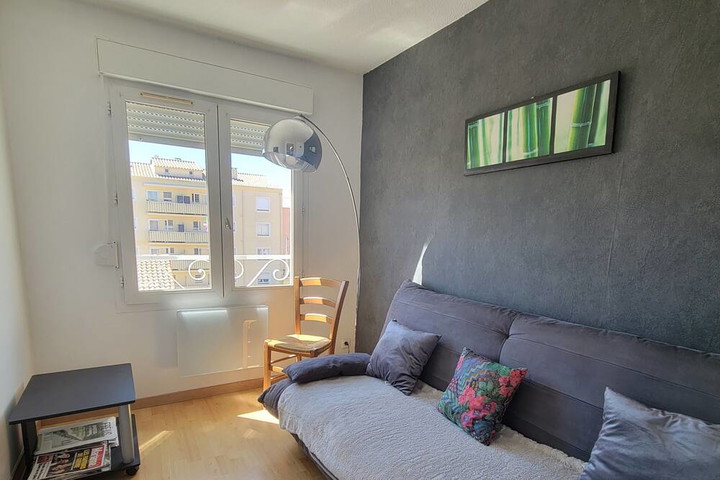 Beau T3 Avec Balcon - Proche Plage - Fréjus