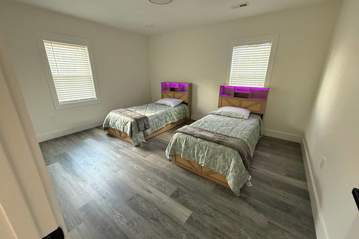 Skyline Split B Retreat Close To Everything You Need! Quiet, Clean & Convenient. - Piedmont, SC