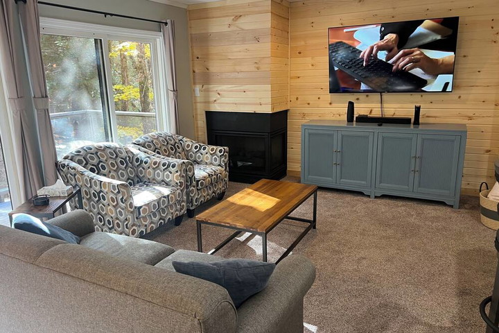 2br Condo Fall Colors 7 Bellaire, Mi - Torch Lake, MI