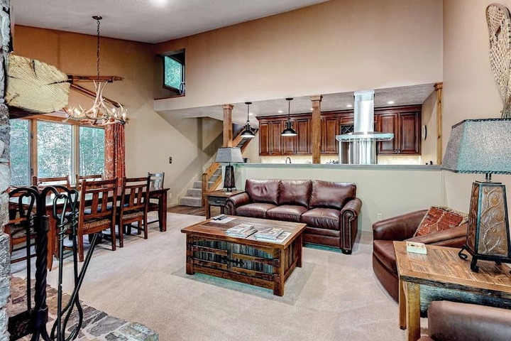 Beautiful Condo With Full Kitchen, Mountain Views - Jackson, WY