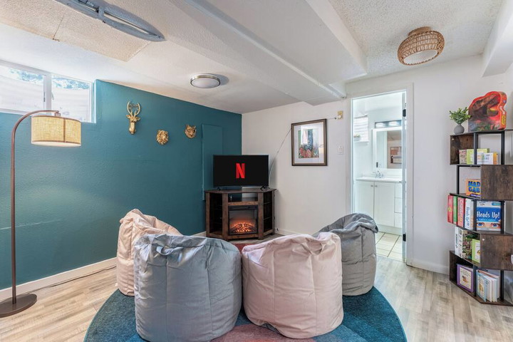 Joynest Retreat - Spacious 5br, Epic Backyard, Family And Pet Friendly - Lakewood, CO