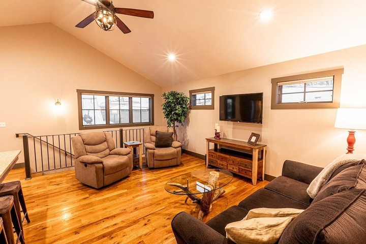 Apt. 7703' - In-town Livin', Few Blocks From Downtown Shops & Restaurants - Gunnison, CO