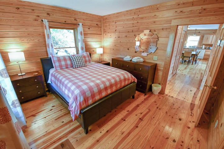 Cabin 80, Luxury 6 Bedroom 3 Bath Cabin Minutes From Downtown Lexington! - Lexington, VA
