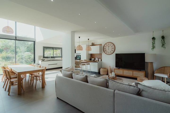 Villa Ryx With Pool, Sea View, Wi-fi, And Air Conditioning - Grimaud