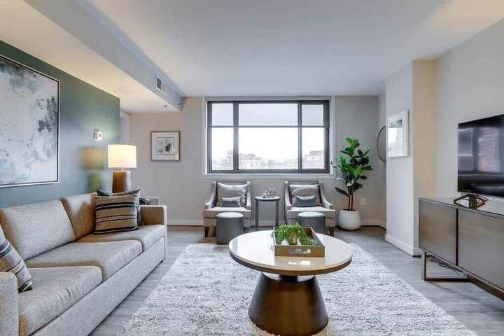 Sojourn |Courtland Towers | Great Views - Arlington, VA