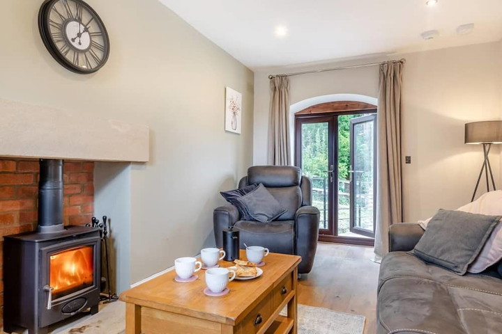 2 Bed In Hope Valley (Oc-94552) - Hope Valley