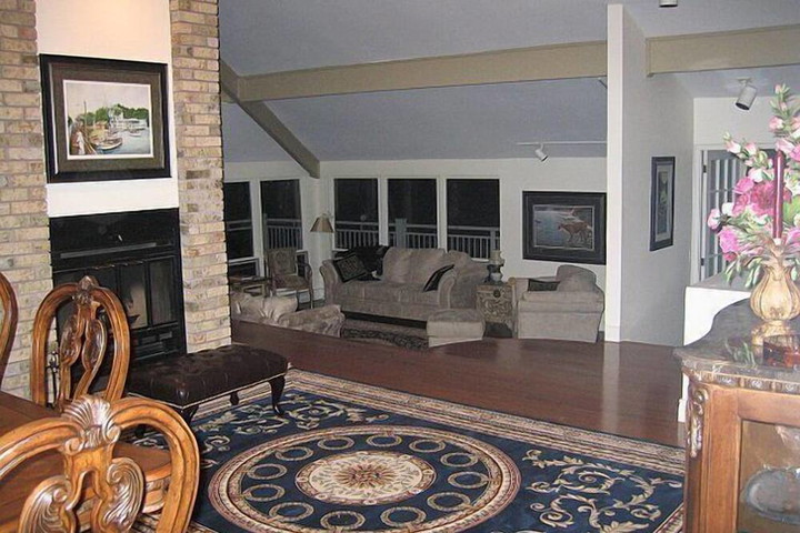 Lake Muskoka In Muskoka Bay - Gravenhurst