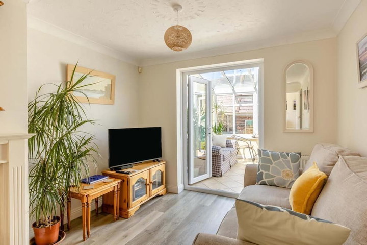 3 Bed In Bridport (Oc-b45261) - Burton Bradstock